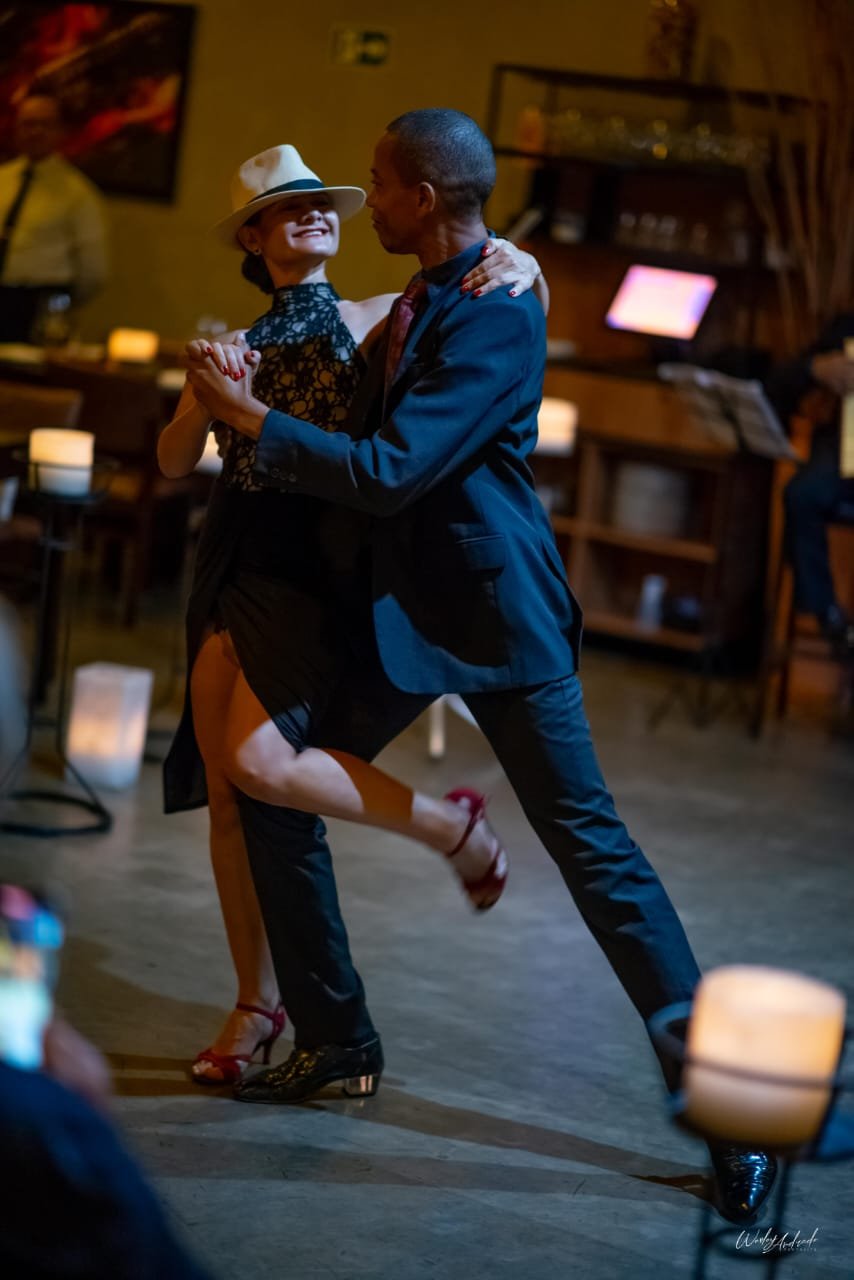 Shopping Ponta Negra tem noite de tango em restaurante - Portal Você Online