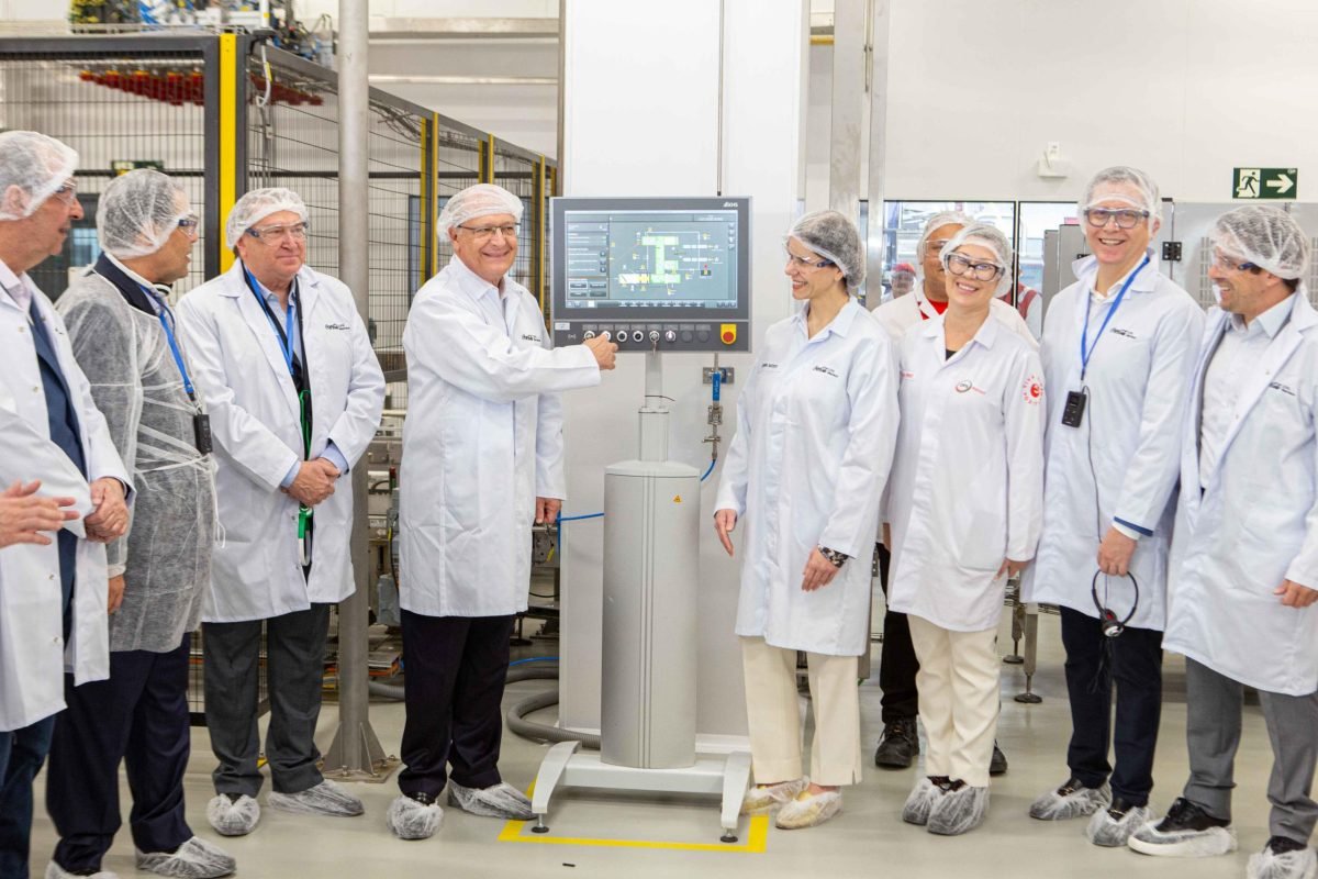 Coca-Cola inaugura expansão da fábrica em Manaus - Portal Você Online
