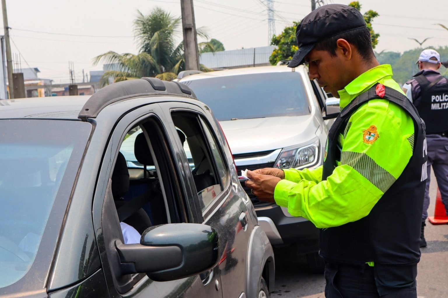 Empresas que não identificarem infrator terão multa dobrada em Manaus ...
